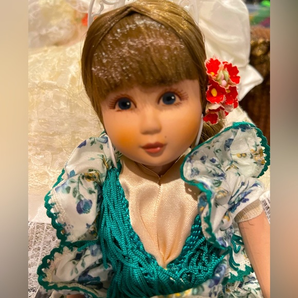 el corte ingles | Accents | Ceramic Spanish Doll | Poshmark